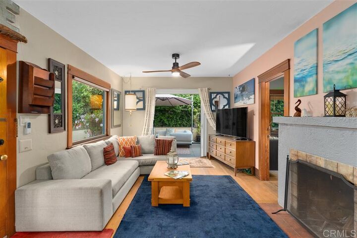 2 bed La Jolla home for sale: 7310 Fay Ave, La Jolla, CA 92037