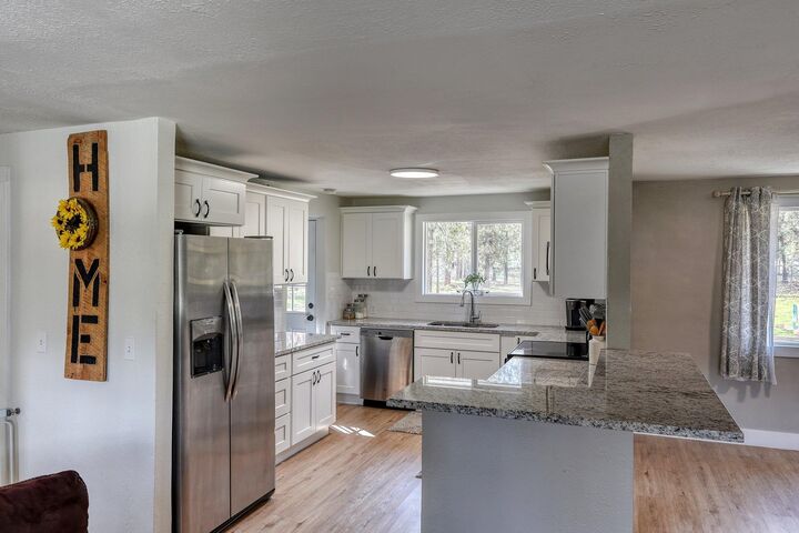 4 bed Nine Mile Falls home for sale: 16425 N Suncrest Dr, Nine Mile ...