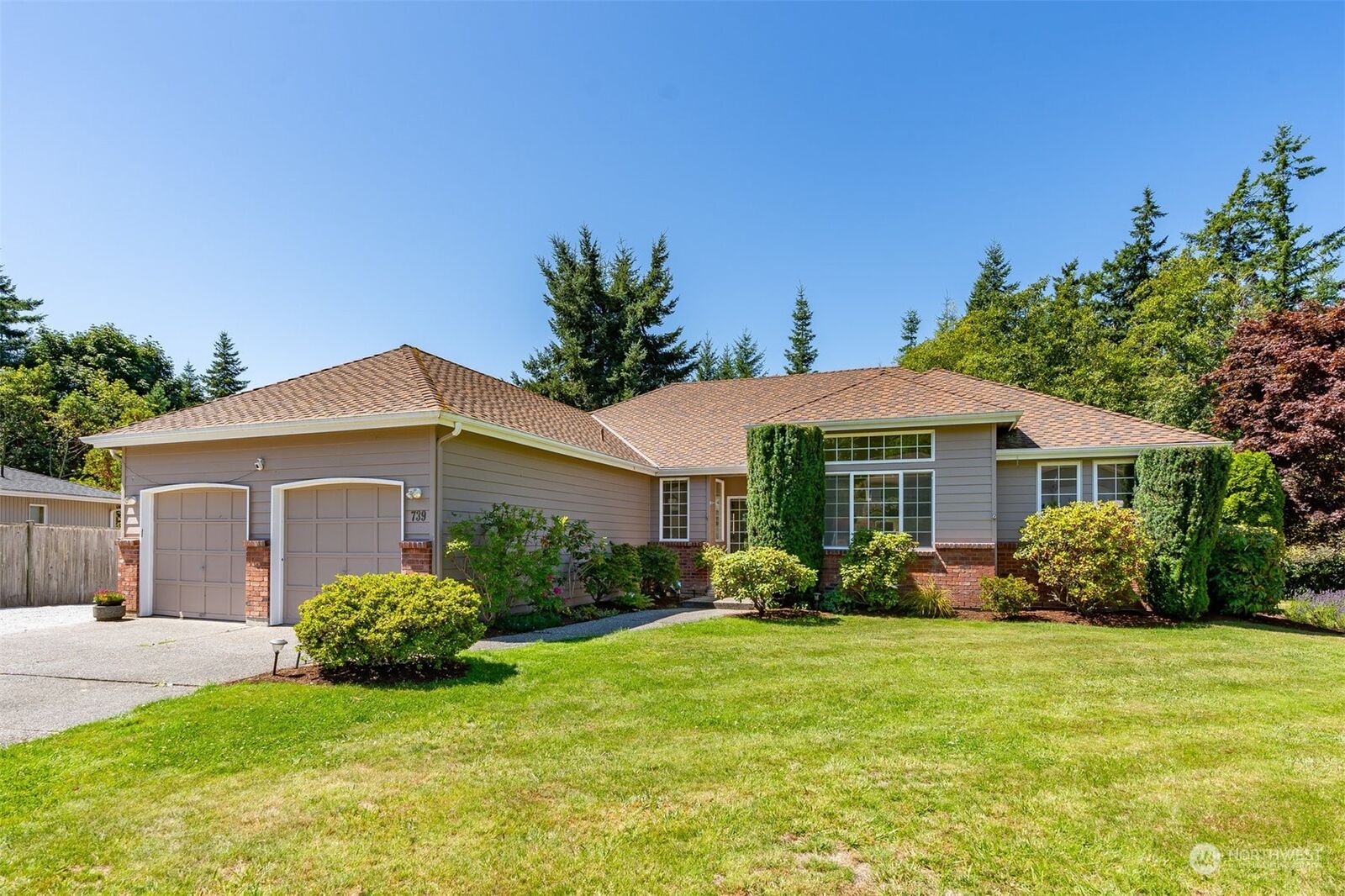 House for sale in Camano Island: 739 Anthony Court, Camano Island, WA 98282