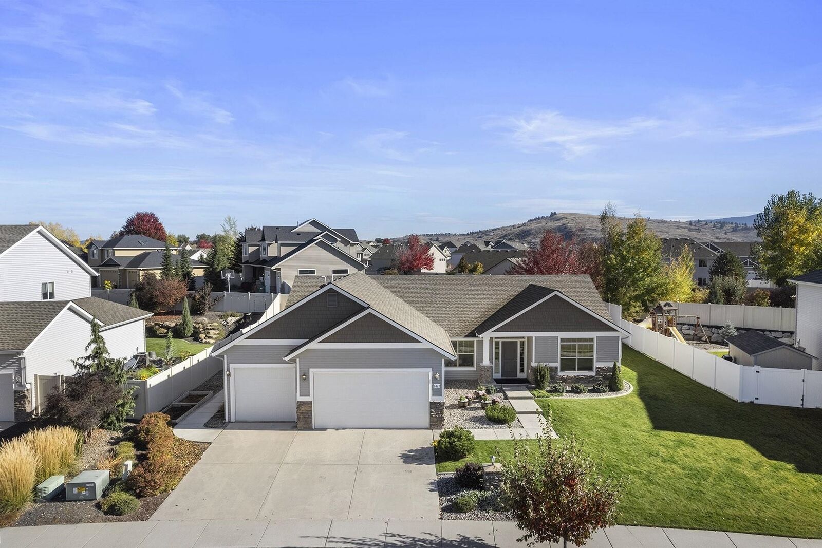 Home for sale in Greenacres: 1411 S Clara Rd, Greenacres, WA 99016