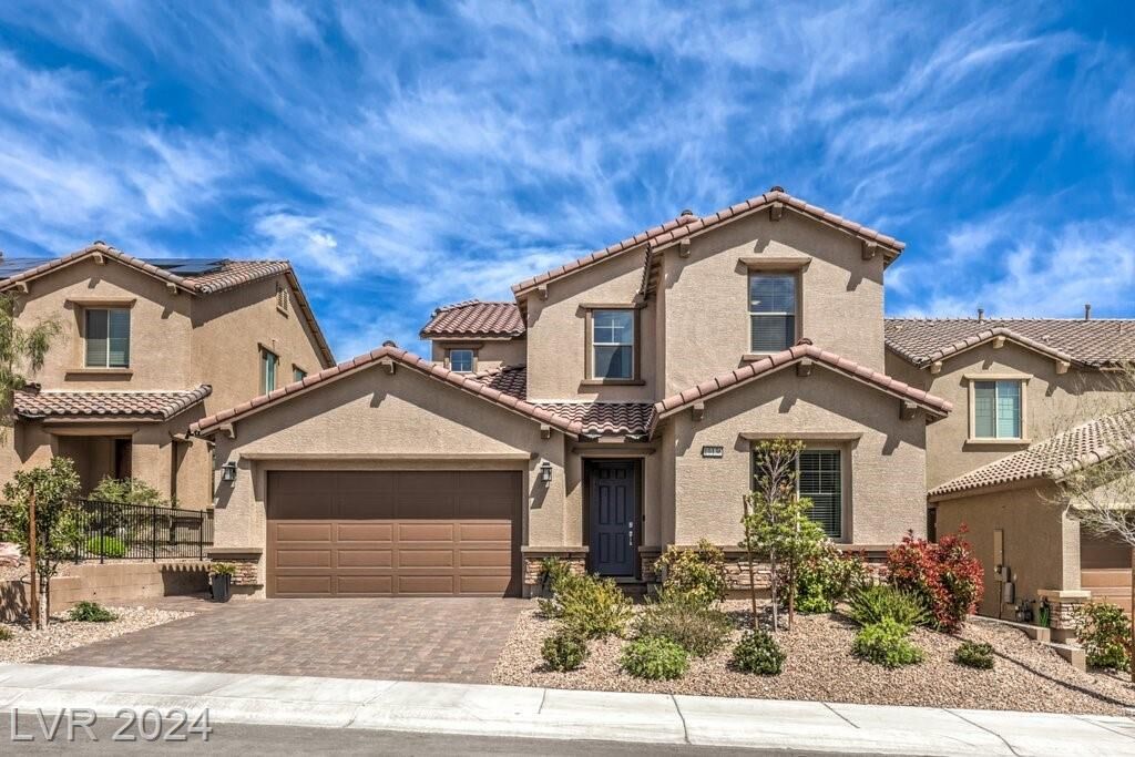 House for sale in Las Vegas: 10136 Fire Skye Avenue, Las Vegas, NV 89166