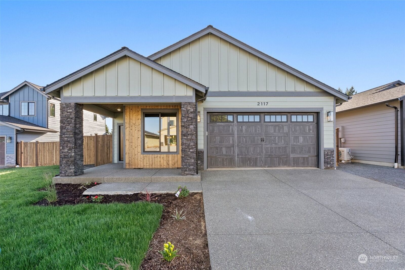 Home for sale in Winlock: 2110 Hawks View Lane, Winlock, WA 98596