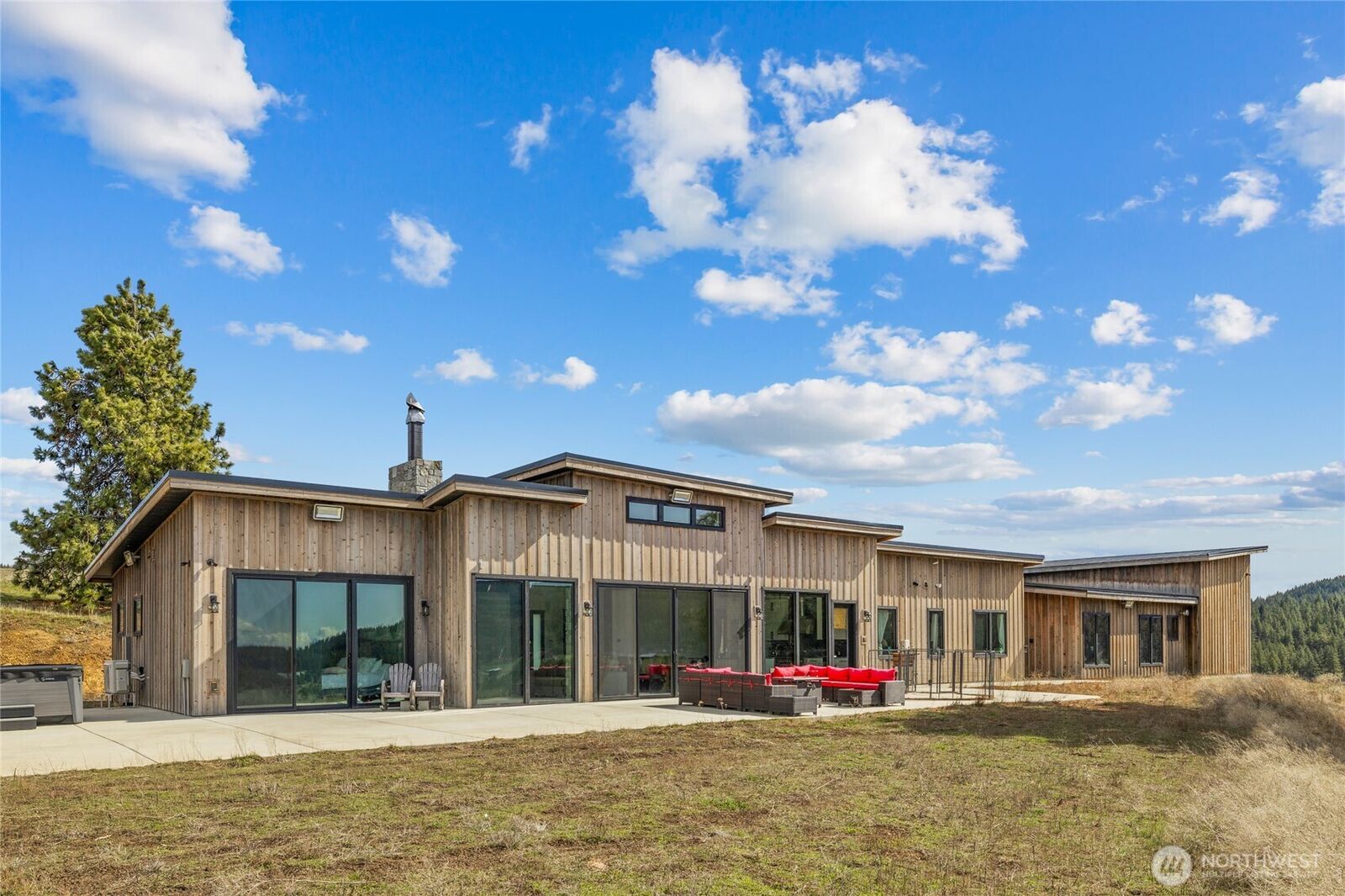 4 bed Cle Elum home for sale: 2697 Hidden Valley Rd, Cle Elum, WA 98922