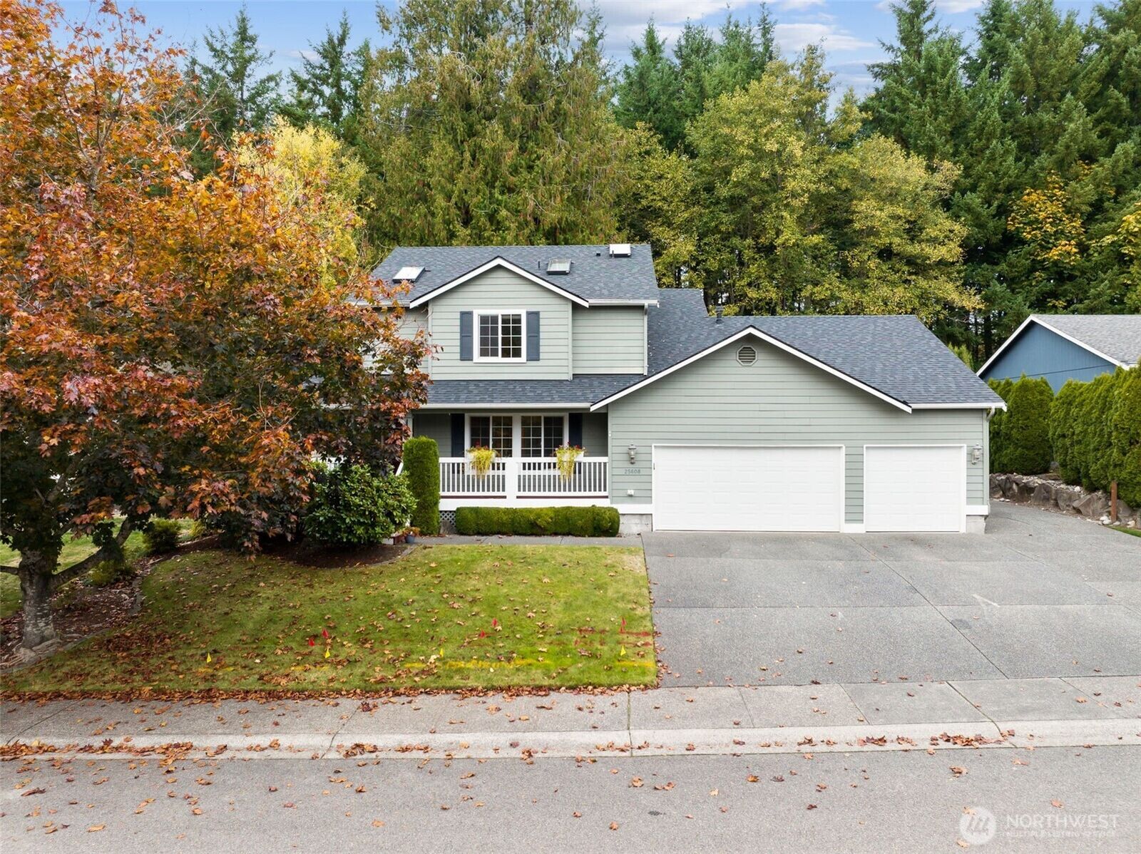 House for sale in Black Diamond: 25608 Cumberland Way, Black Diamond ...