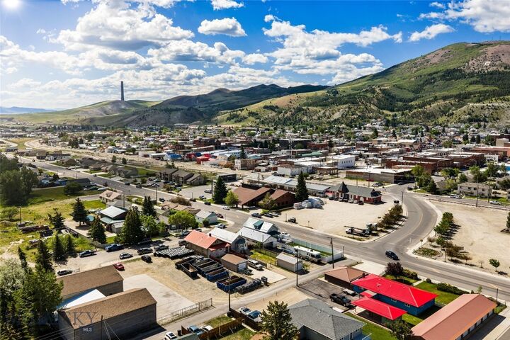 MLS#412393: 104 N Main Street, Anaconda, MT 59711